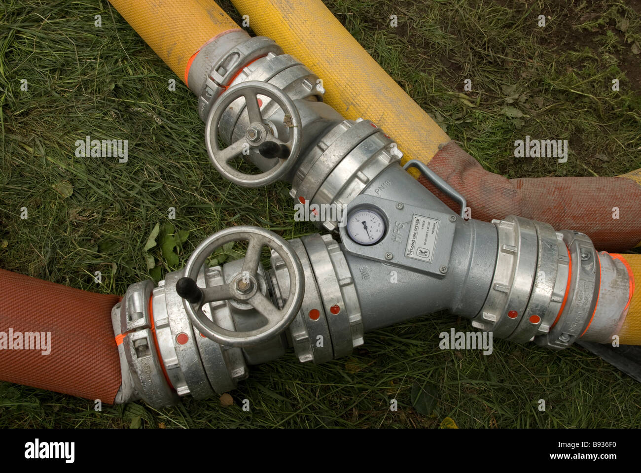 Fire hose coupling hi-res stock photography and images - Alamy