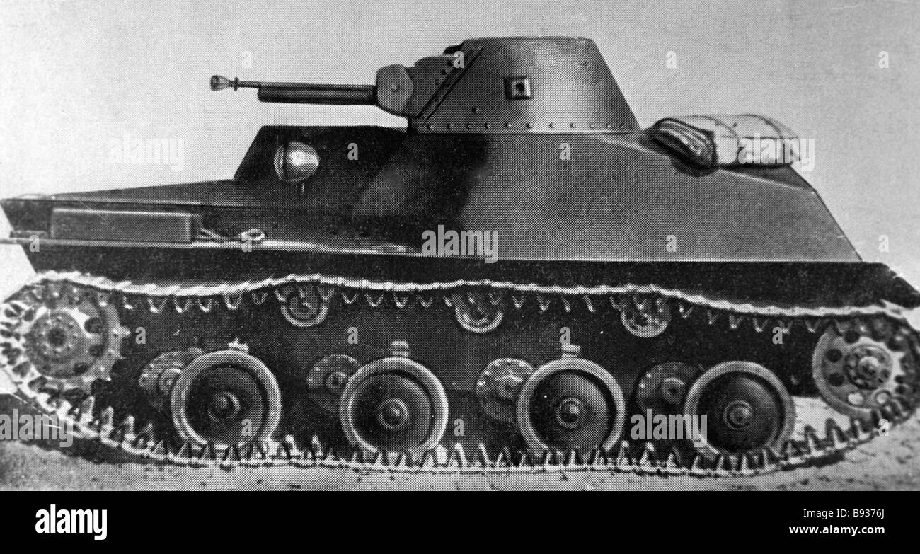 Drawing reproduction of light tank 40s from USSR Armored Forces Museum ...