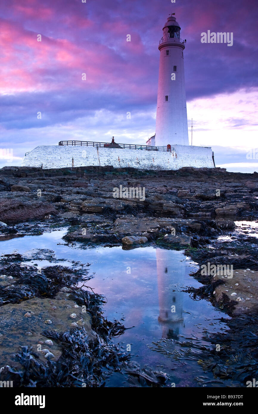 High light lighthouse blyth hi-res stock photography and images - Alamy