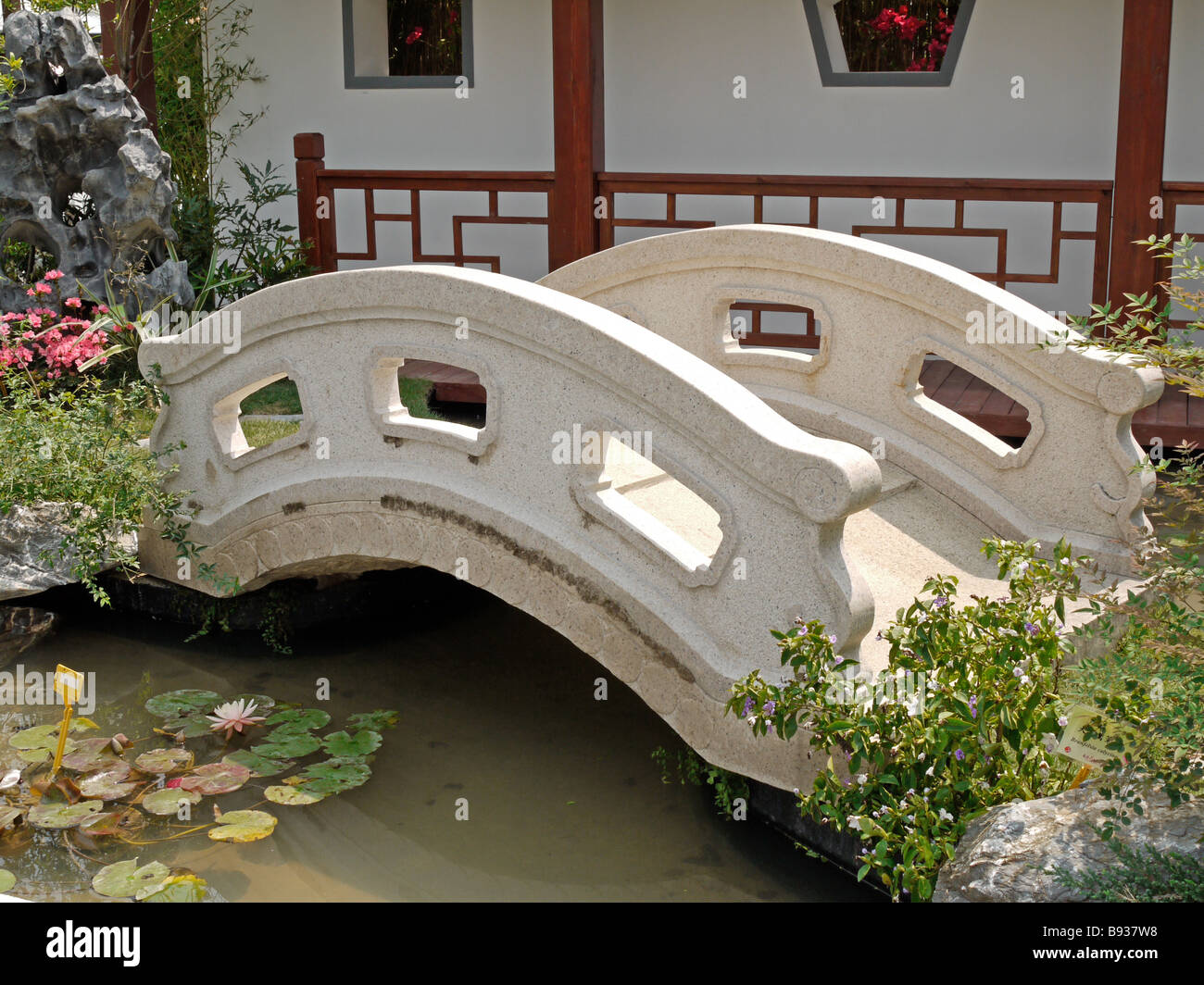 Ornamental bridge in Chinese garden Stock Photo - Alamy