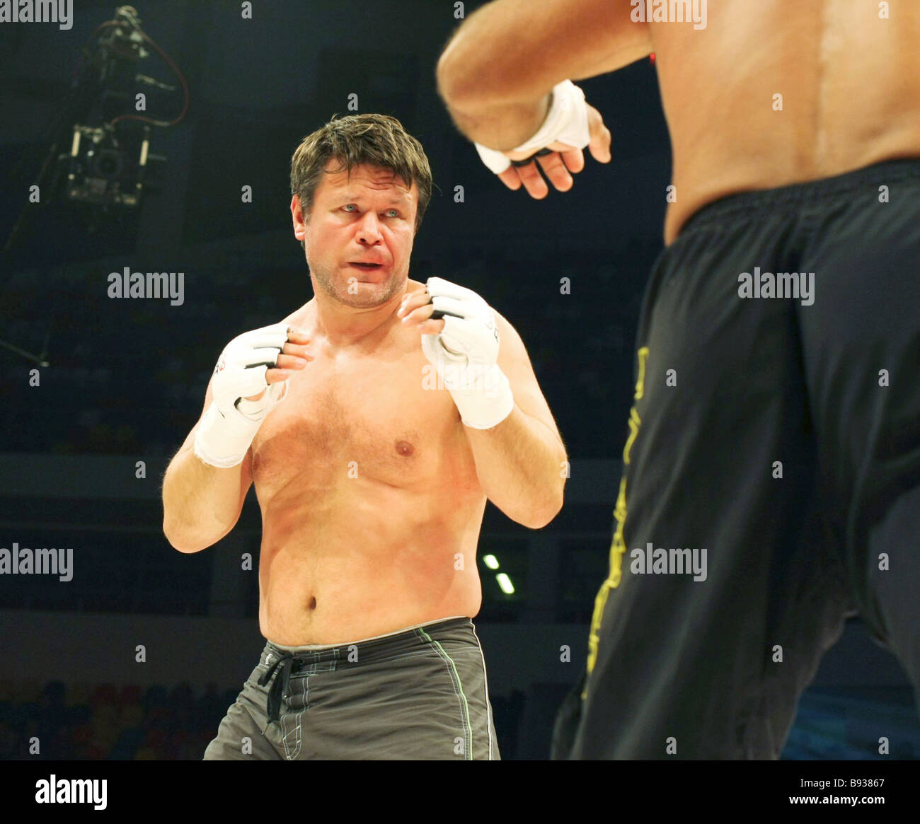 Heavyweight Wrestler High Resolution Stock Photography and Images - Alamy