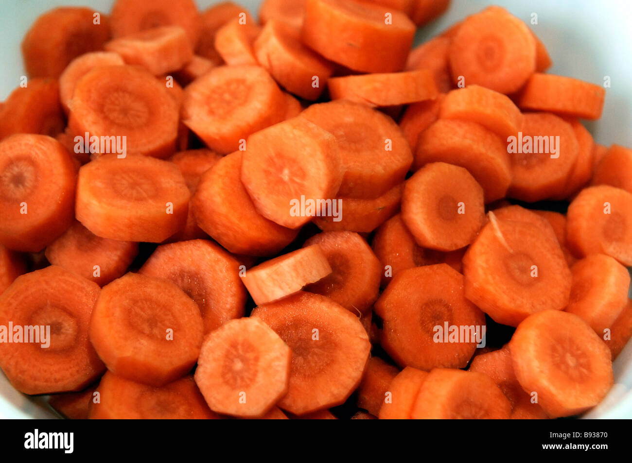 Chopped carrots hi-res stock photography and images - Alamy