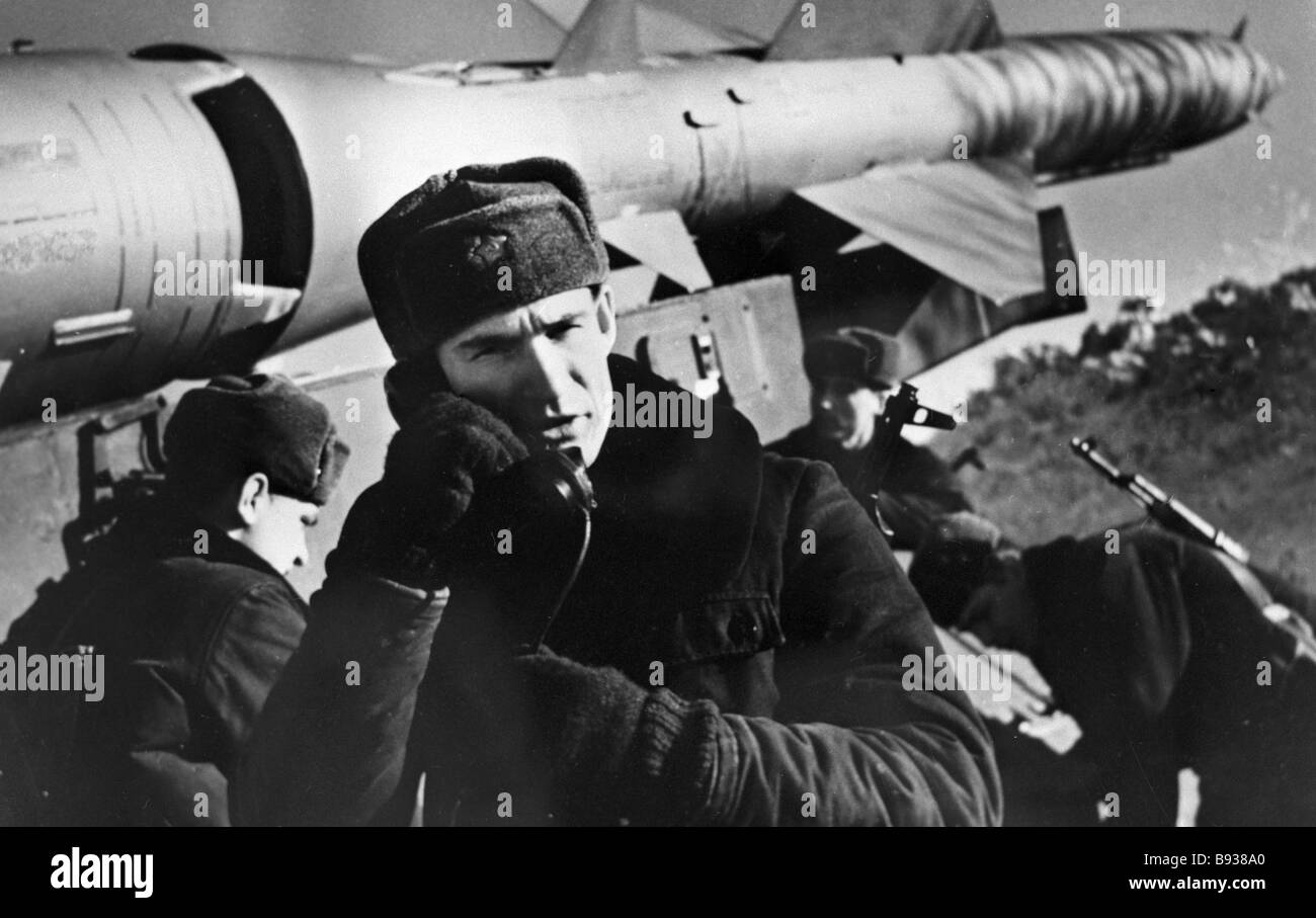 Commander of launch crew says missile ready to lift off Stock Photo - Alamy