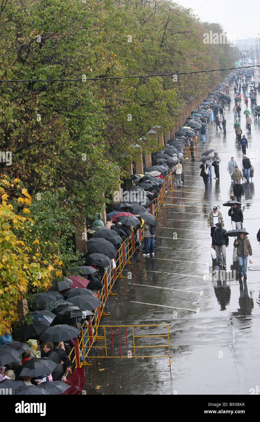 500 People High Resolution Stock Photography and Images - Alamy