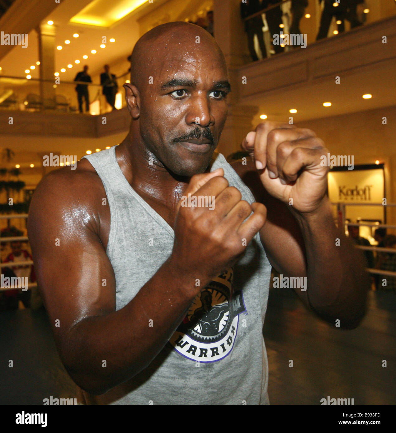 Evander Holyfield Stock Photos & Evander Holyfield Stock Images - Alamy