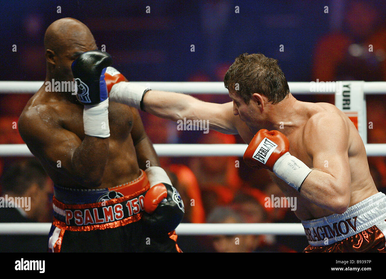 WBO world heavyweight champion Sultan Ibragimov of Russia right and ...