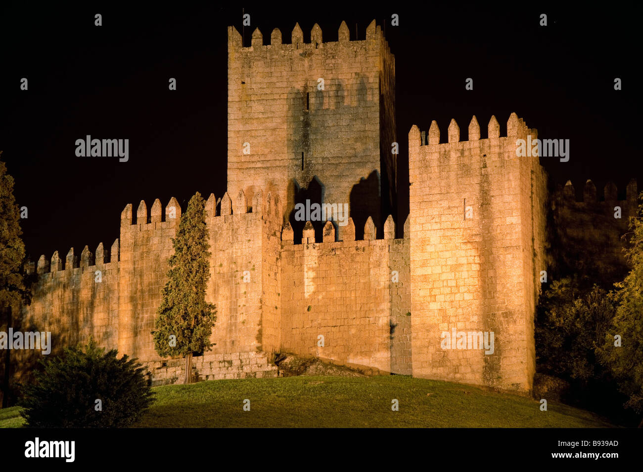 Birth place of first king of portugal hi-res stock photography and ...