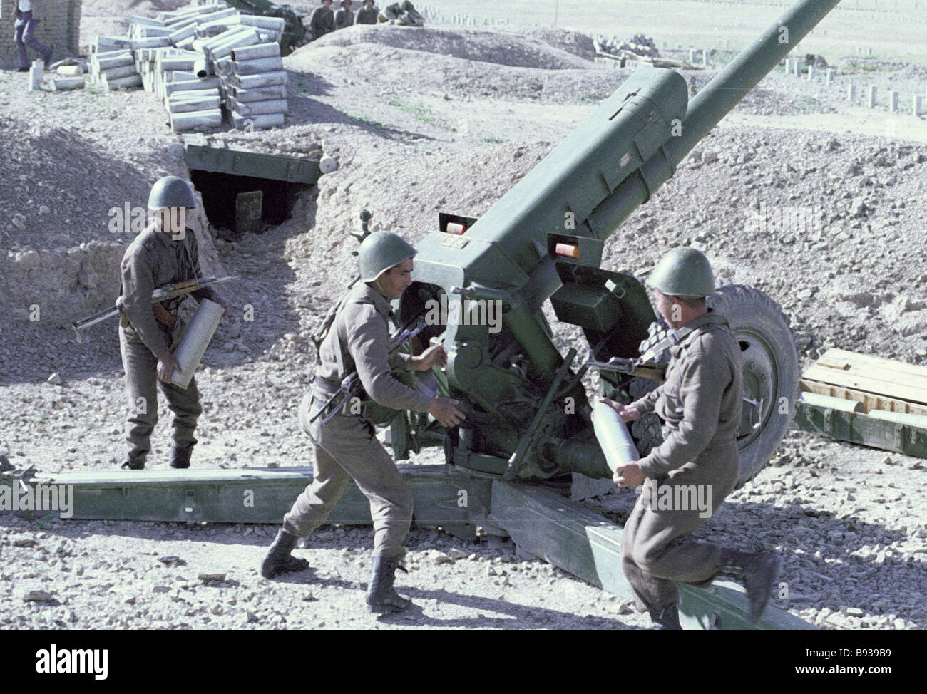 122 Mm Howitzer Stock Photos & 122 Mm Howitzer Stock Images - Alamy