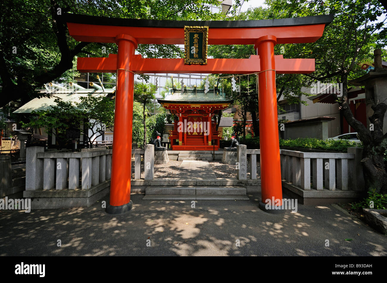 Vermillion Torii. Kanda Myojin complex (aka Kanda Shinto Shrine ...