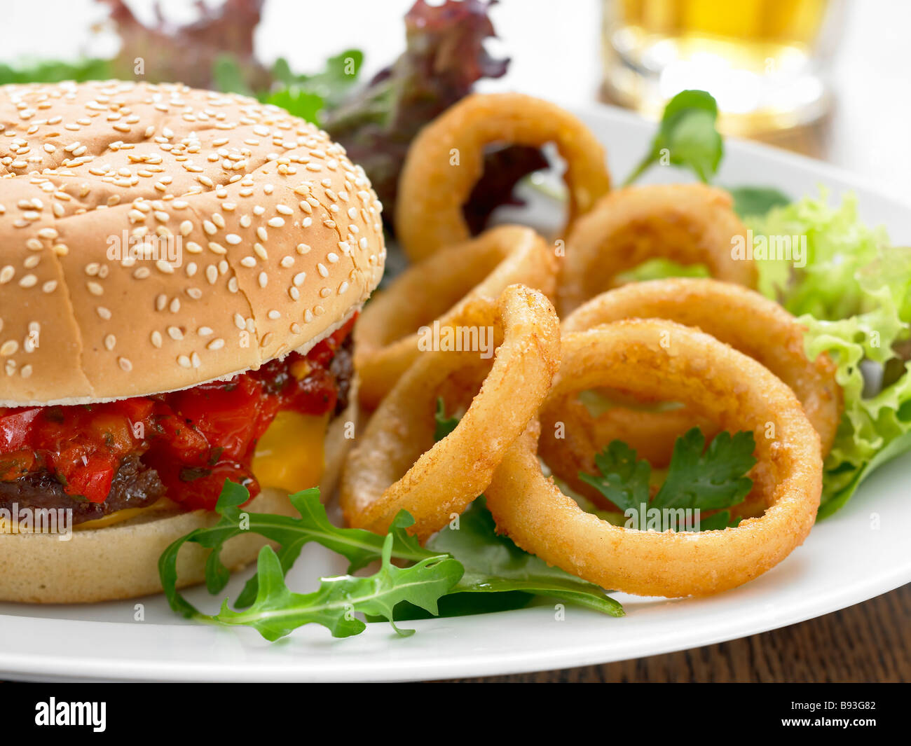 Battered beef burger hi-res stock photography and images - Alamy