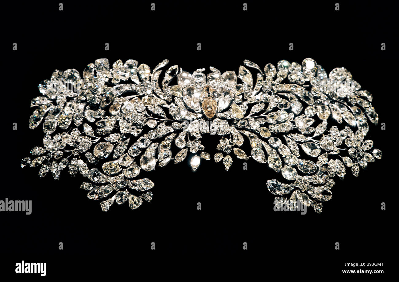 Cut diamond buckle agraffe Silver gold from the Russian Diamond Fund ...