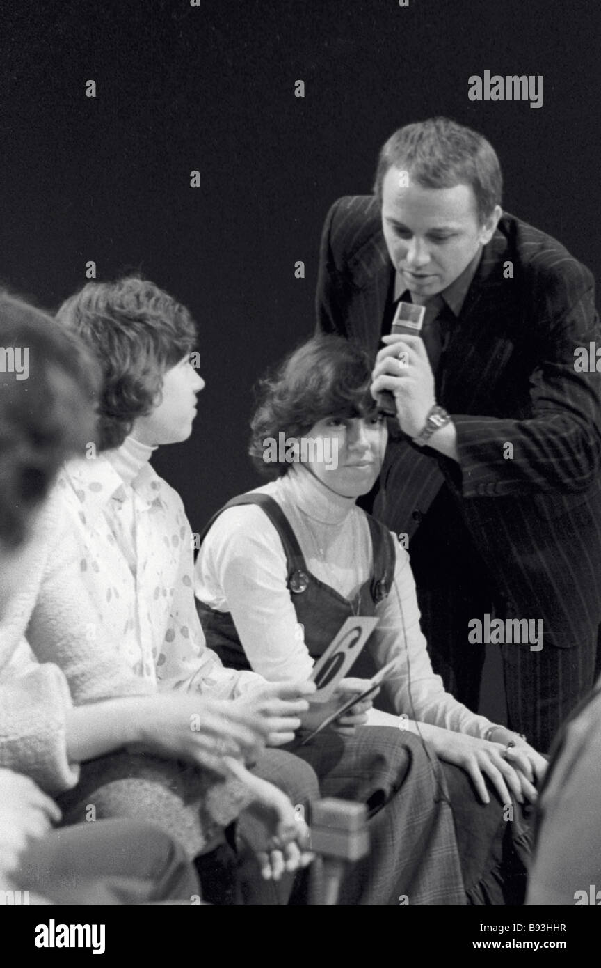 The presenter of the TV show dedicated to the 11th World Festival of ...