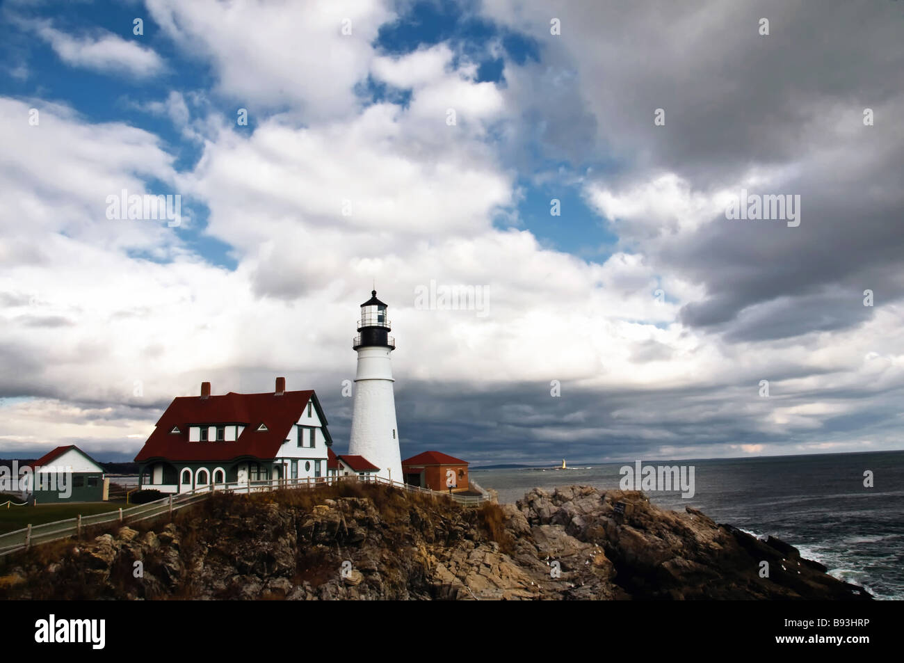 Structure by the ocean hi-res stock photography and images - Alamy
