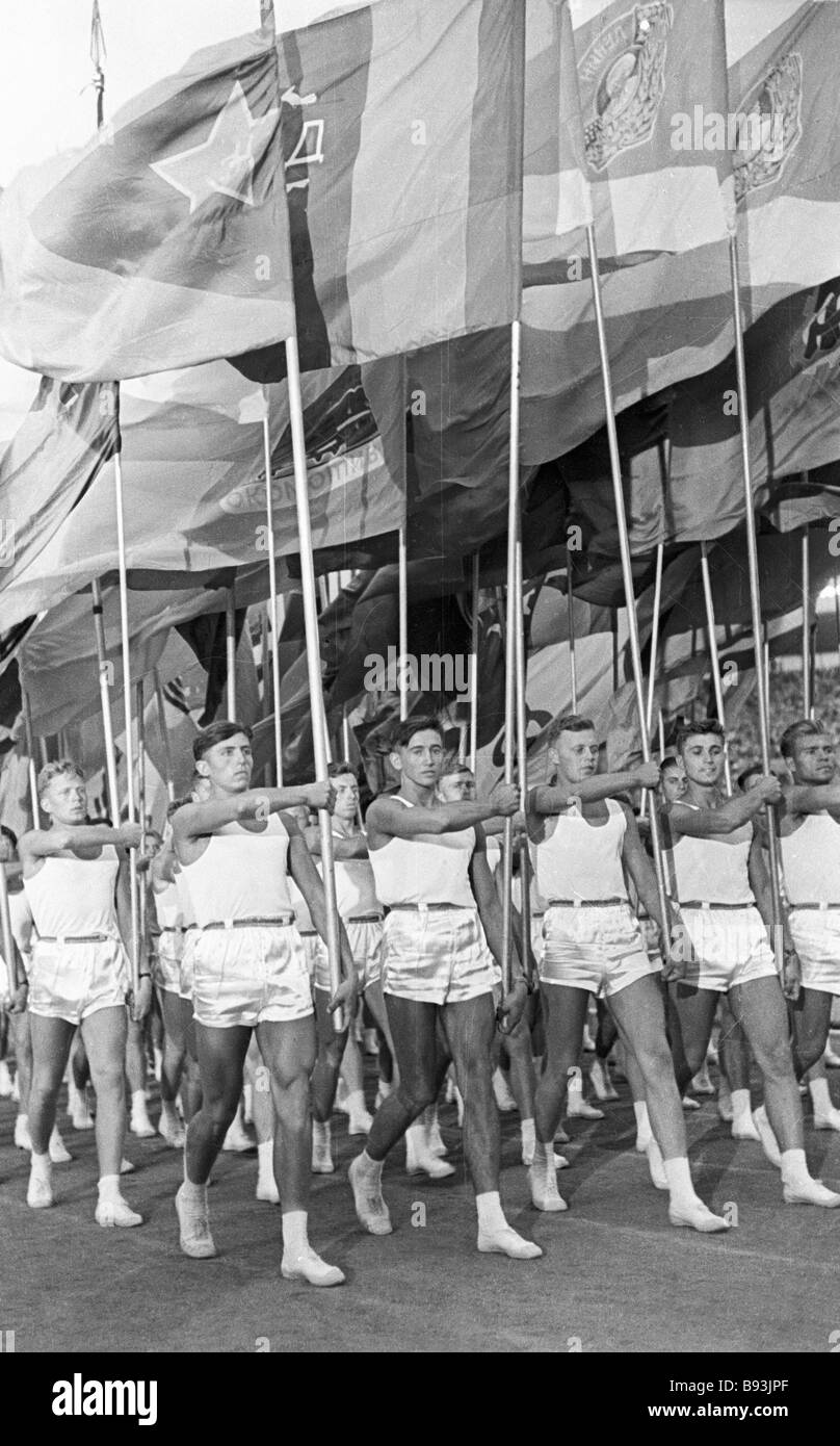 Athletes parade during opening ceremony of the Second Spartakiade of U ...