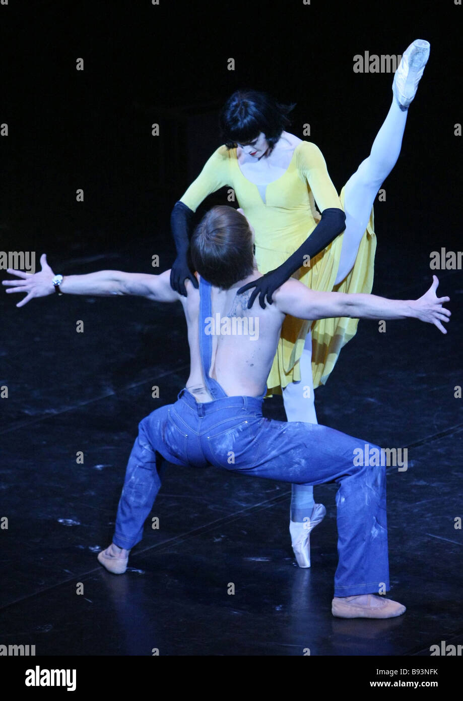 Mariinsky Theater prima ballerina Ulyana Lopatkina performs ...