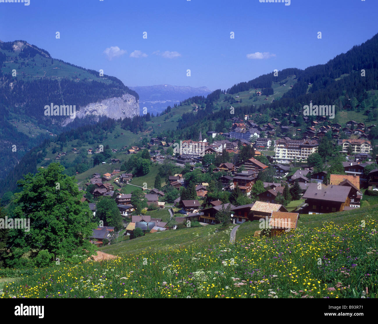 View over wengen hi-res stock photography and images - Alamy