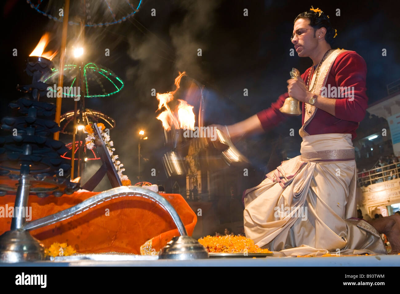 Hindu ceremony by The Ganges Varanasi, India Stock Photo - Alamy