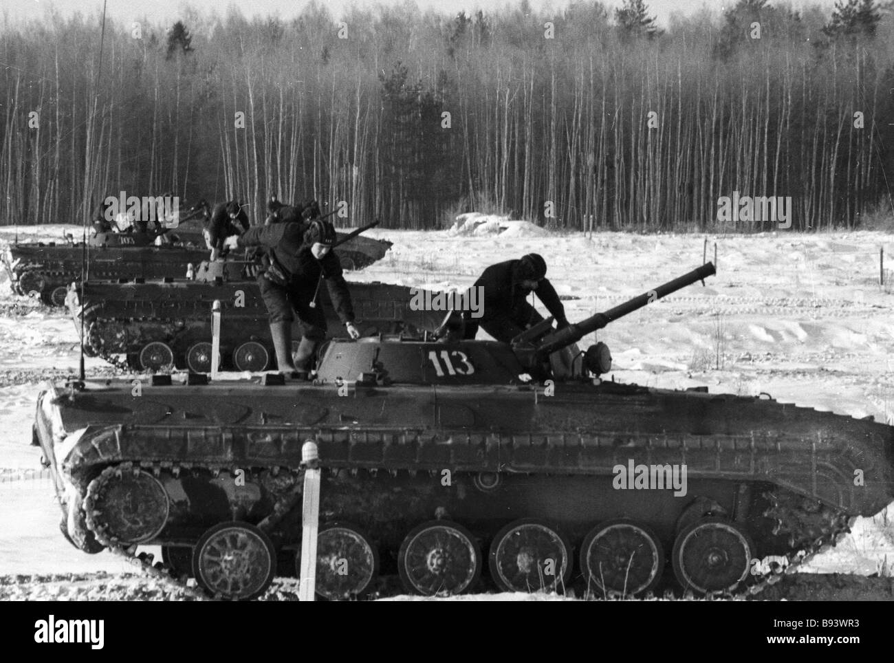 Infantry combat vehicle firing at the Moscow RSFSR Supreme Soviet ...