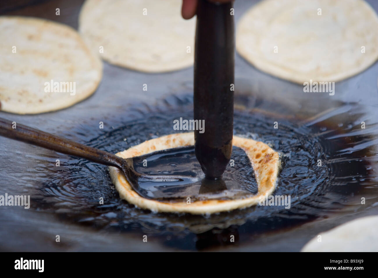 Paratha bread kolkata calcutta hi-res stock photography and images - Alamy