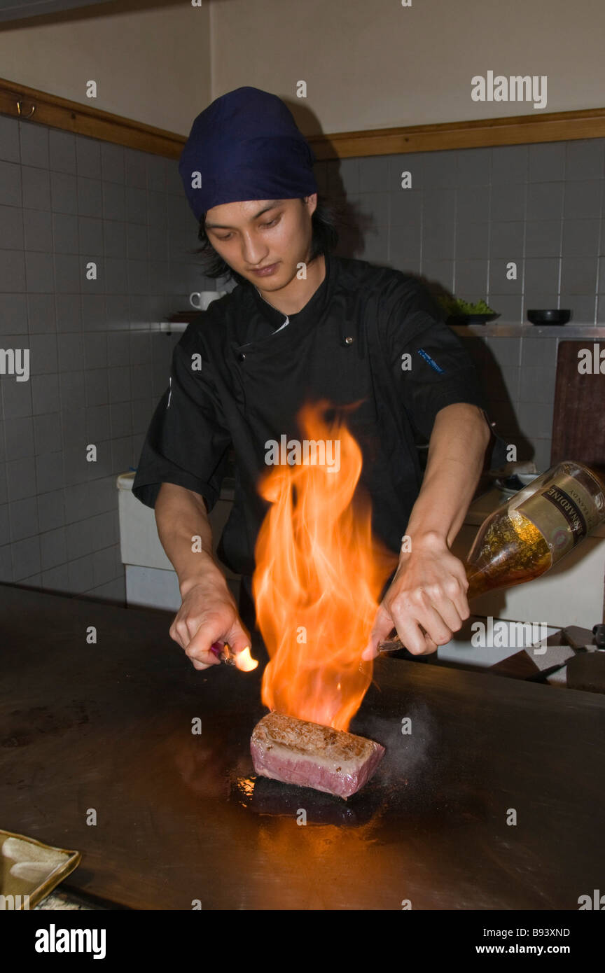 Flambé beef hi-res stock photography and images - Alamy