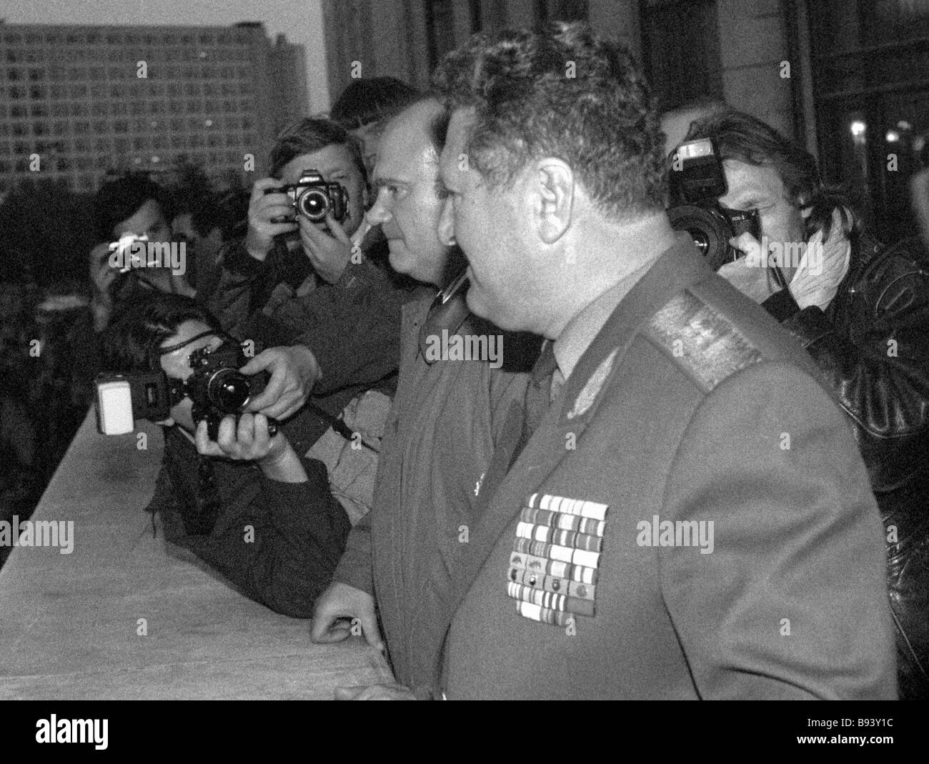 Gennady Zyuganov Russian Communist Party leader center and Colonel ...