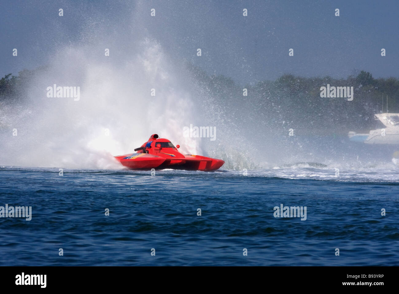 Hydroplane racing boat hi-res stock photography and images - Alamy
