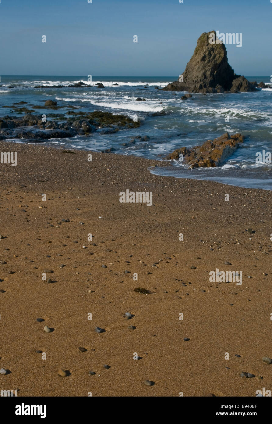 Rocks on the beach in Cornwall Stock Photo - Alamy