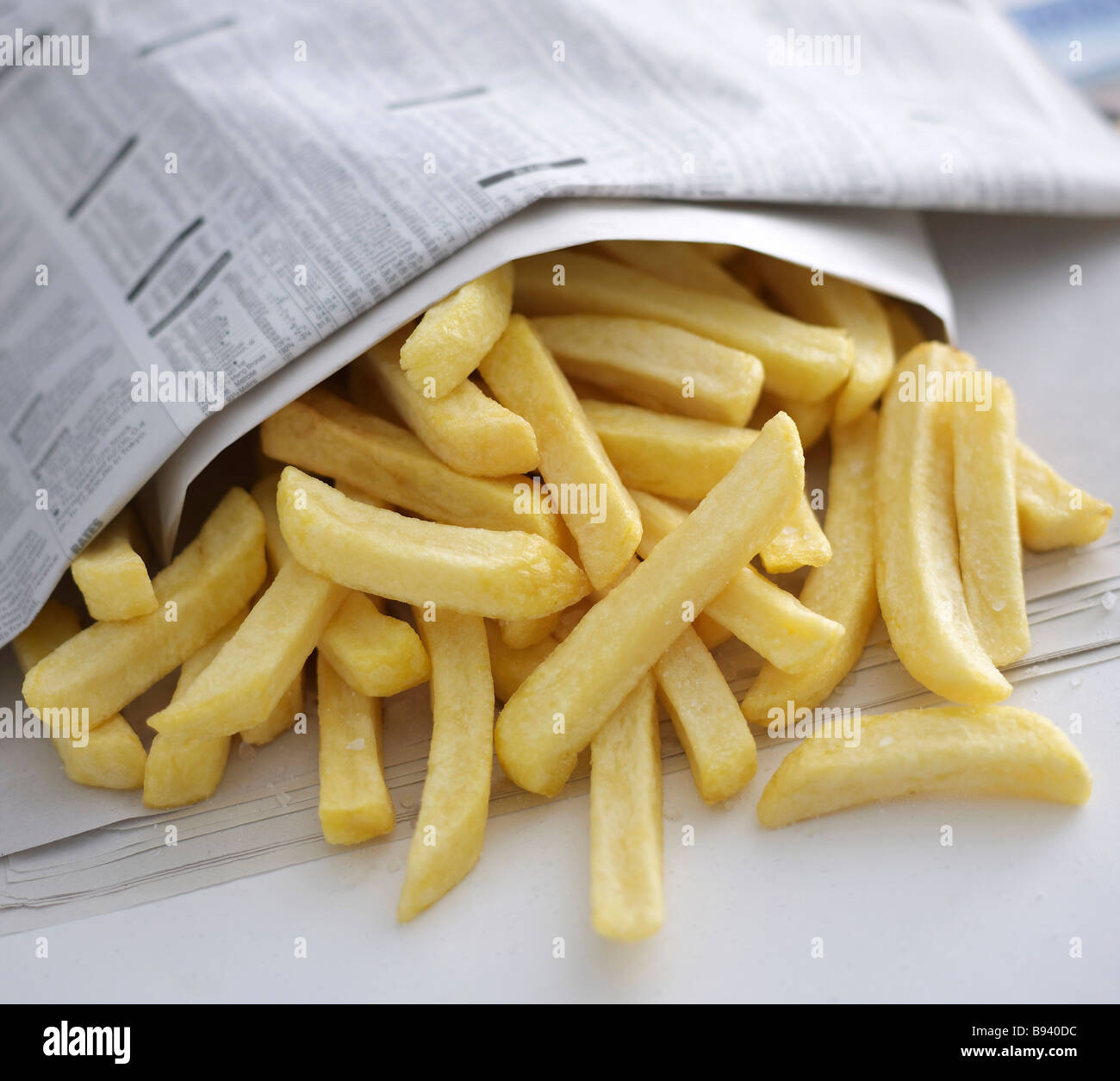 Newspaper chips salt and vinegar hi-res stock photography and images ...