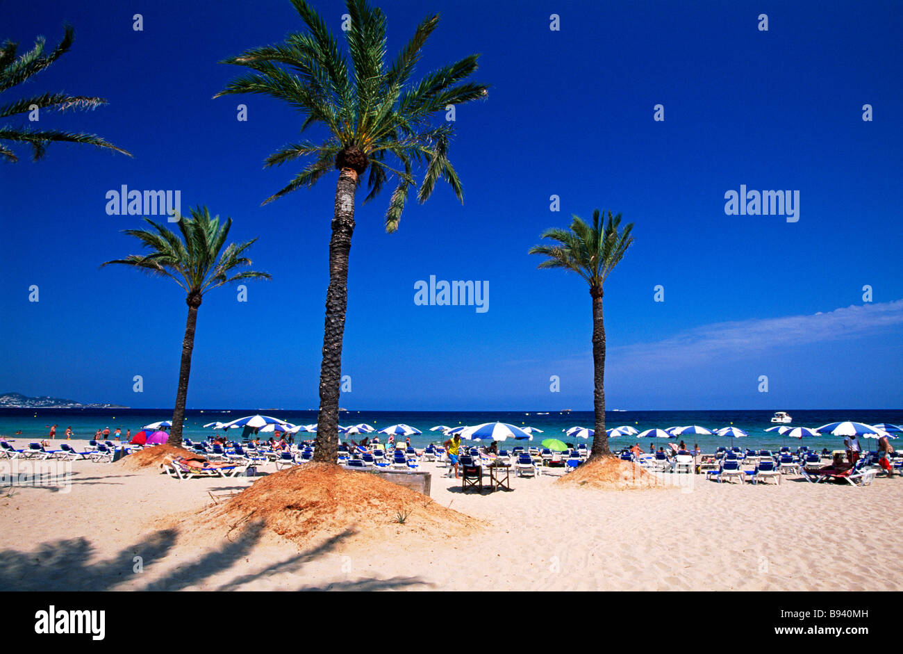 Playa d en bossa hi-res stock photography and images - Alamy