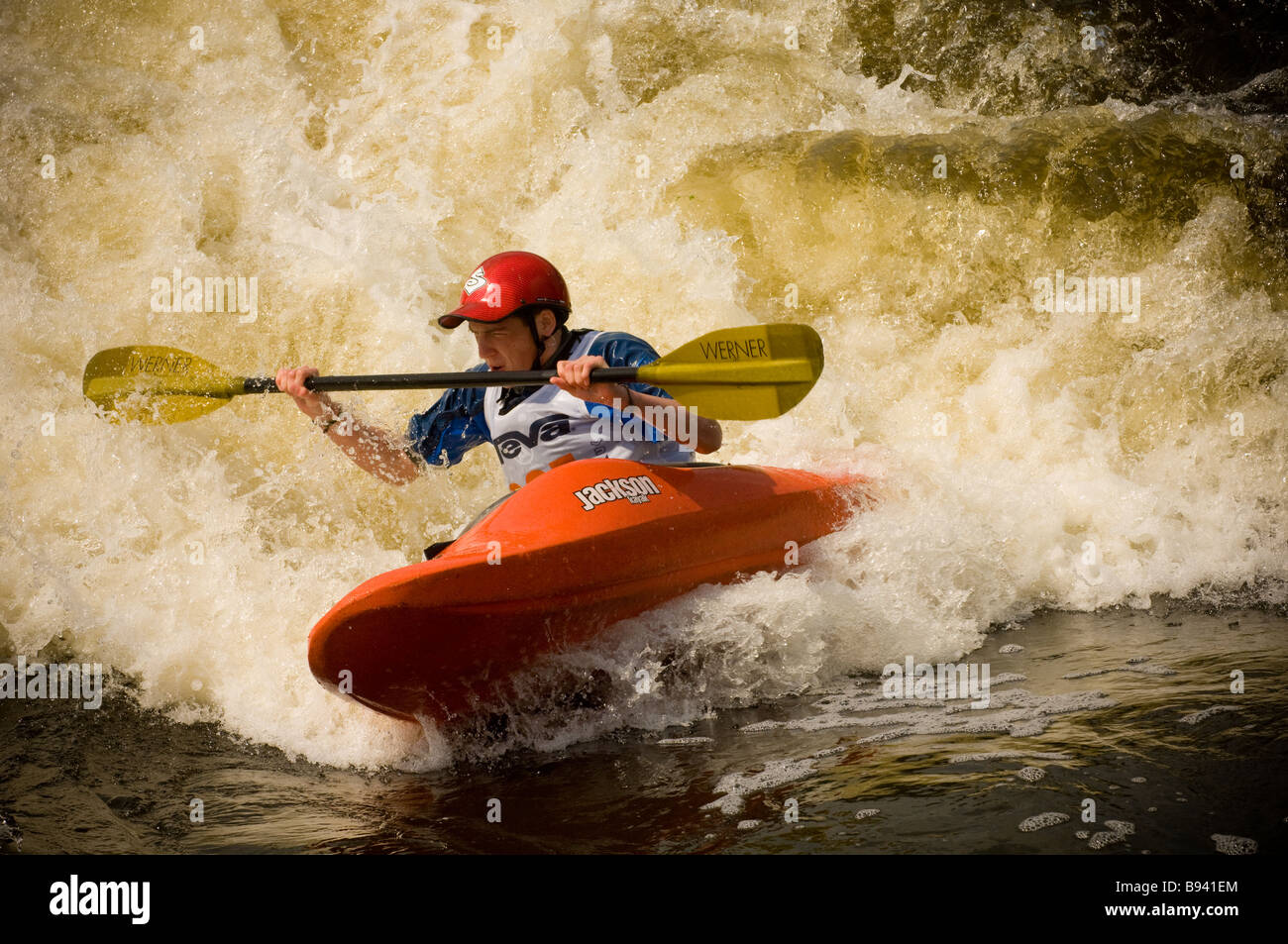 International whitewater course hi-res stock photography and images - Alamy