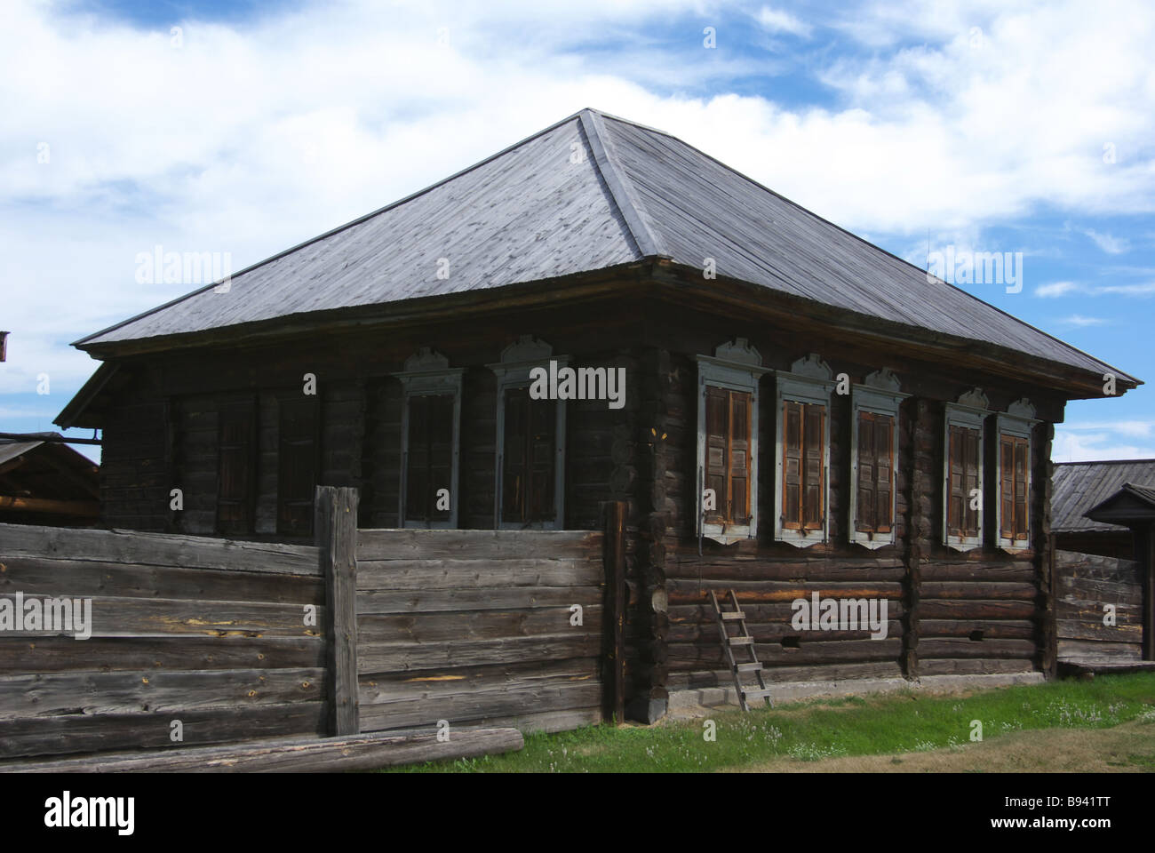 Old russian country house Stock Photo - Alamy