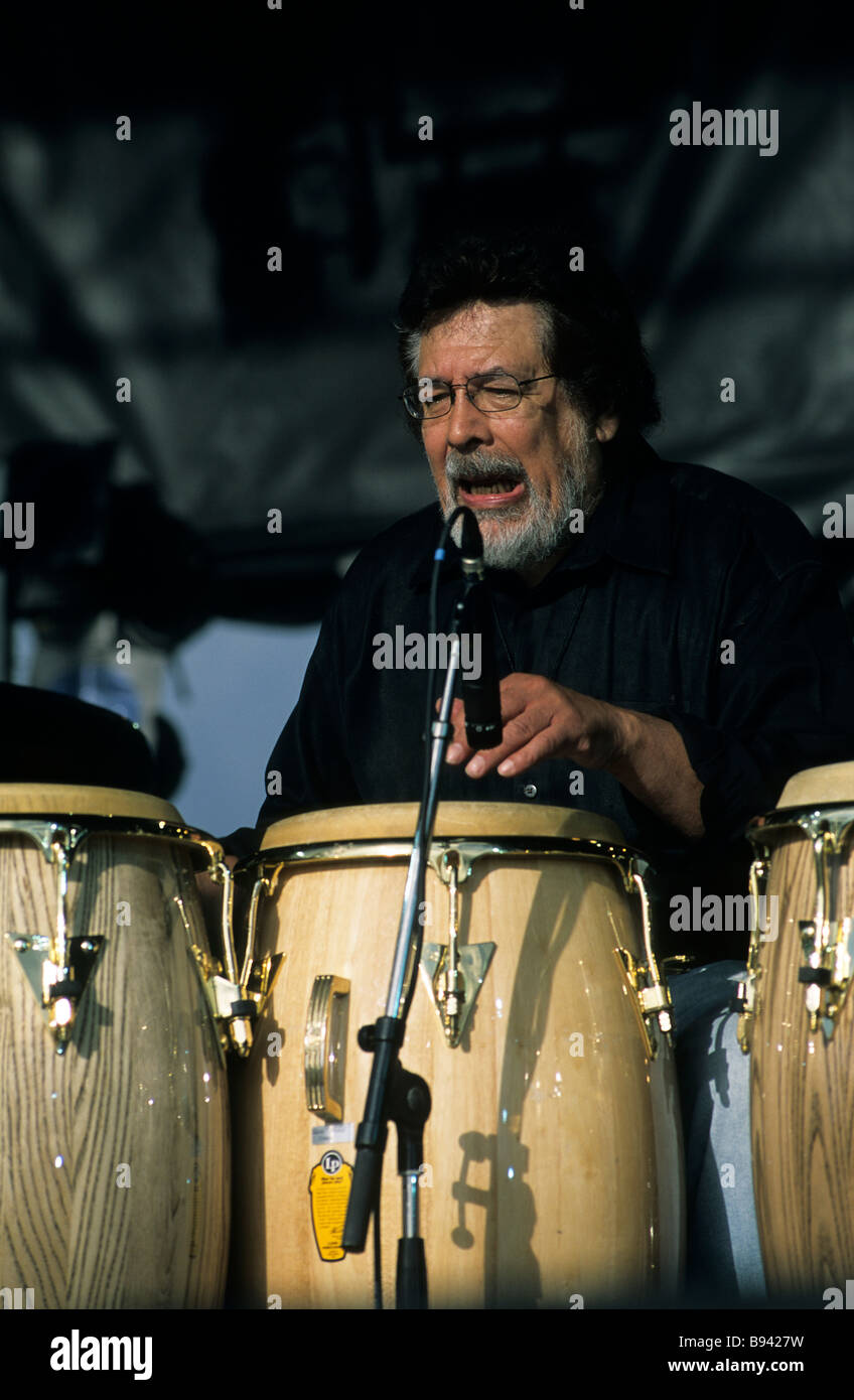 Ray barretto hi-res stock photography and images - Alamy