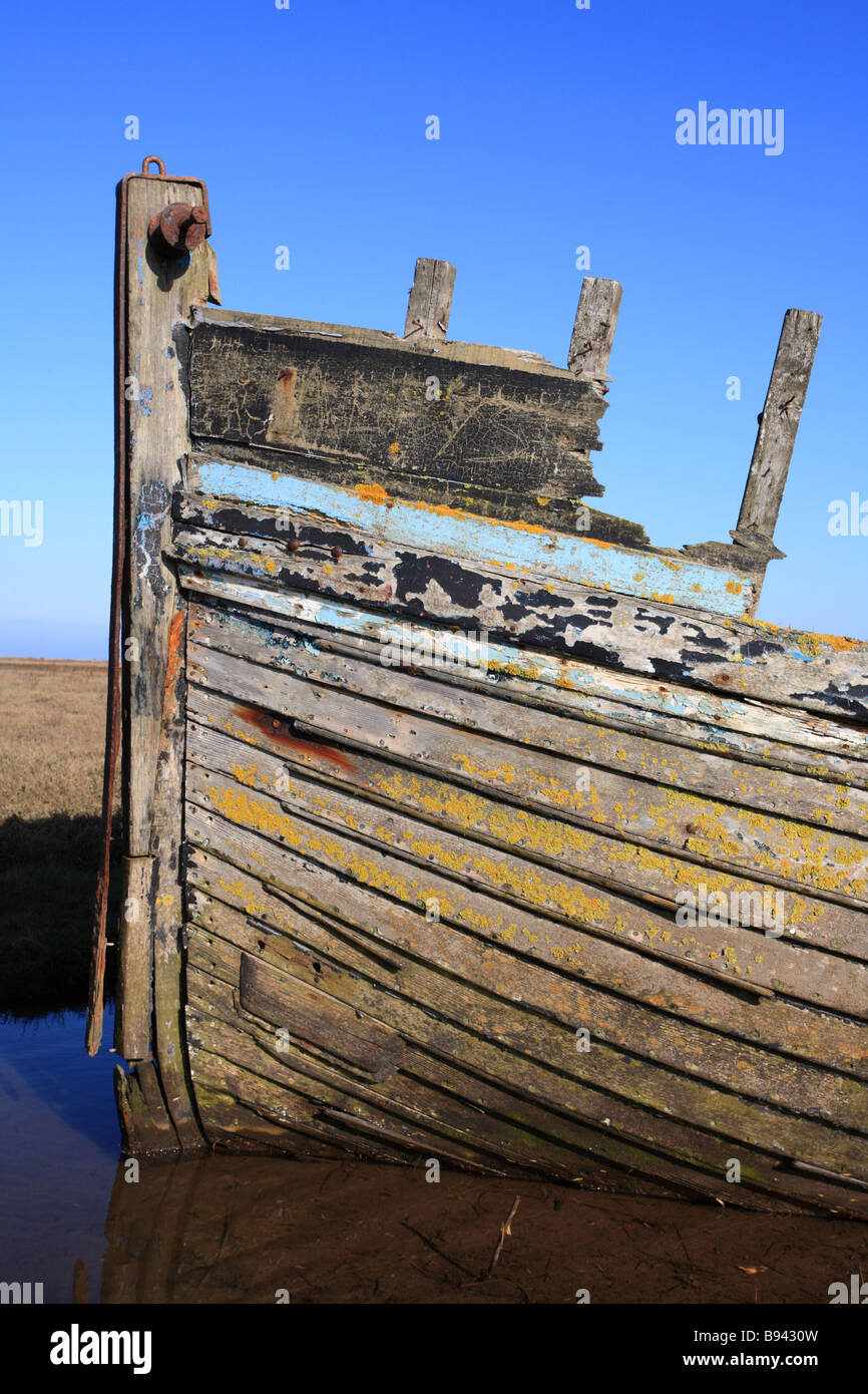 Old wreck, bow of abandoned boat, Blakeney, Norfolk Stock Photo - Alamy