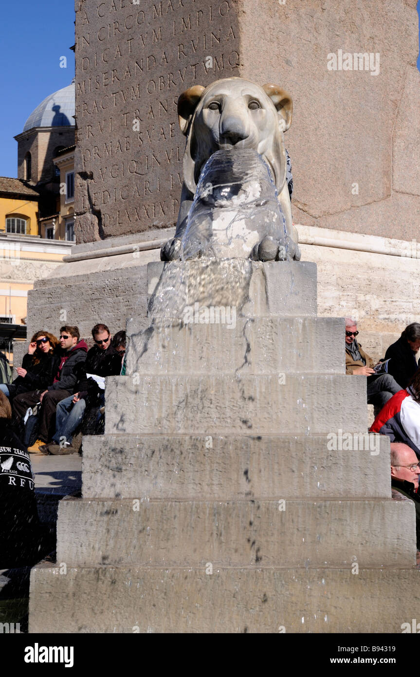 Lion statue in vatican hi-res stock photography and images - Alamy