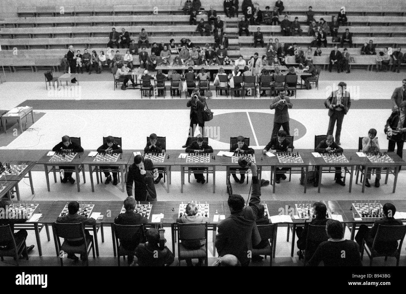 Anatoly Karpov World Chess Champion Black and White Stock Photos ...