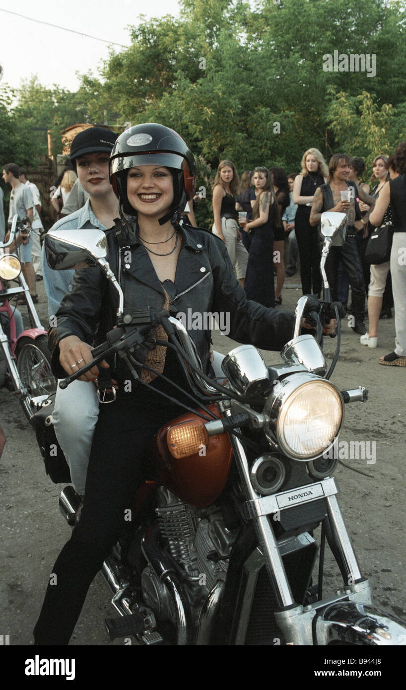 Female bikers marking the 10th anniversary of the Night Wolves ...