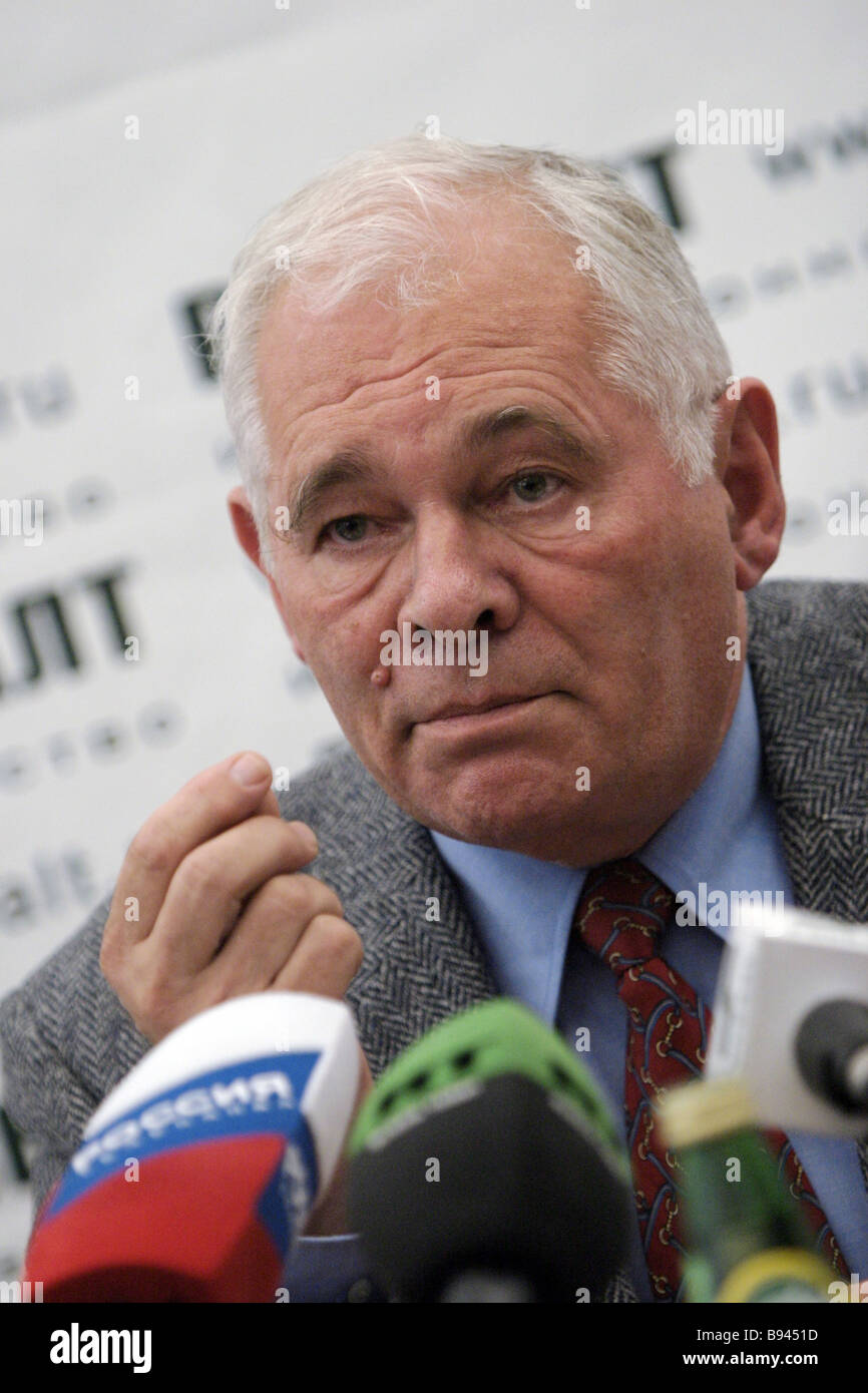 Leonid Roshal Director of the Emergency Surgery Children s Trauma ...