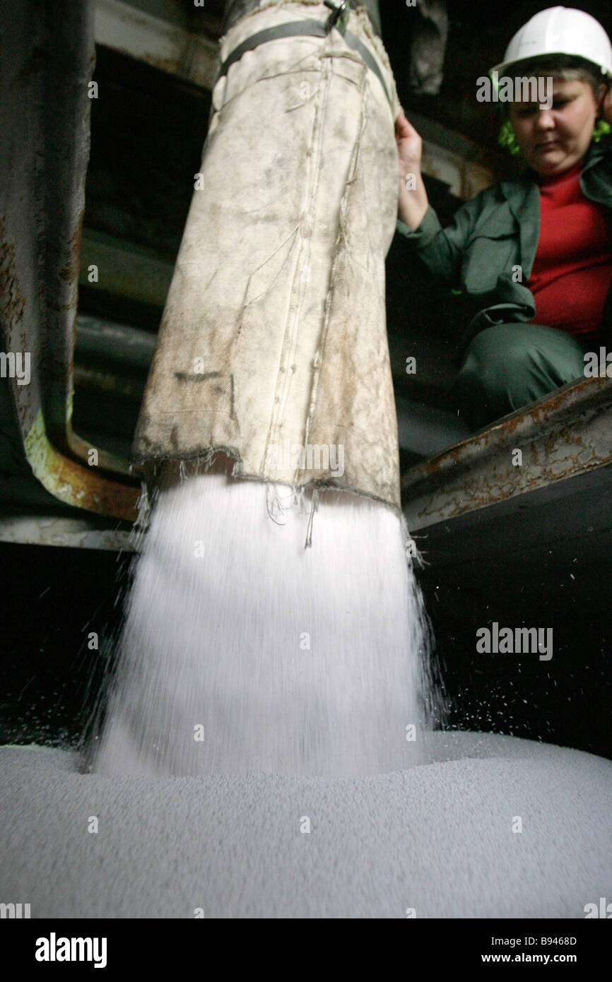 Loading 60 ton railway van with nitrogenous phosphatic fertilizer NPK ...