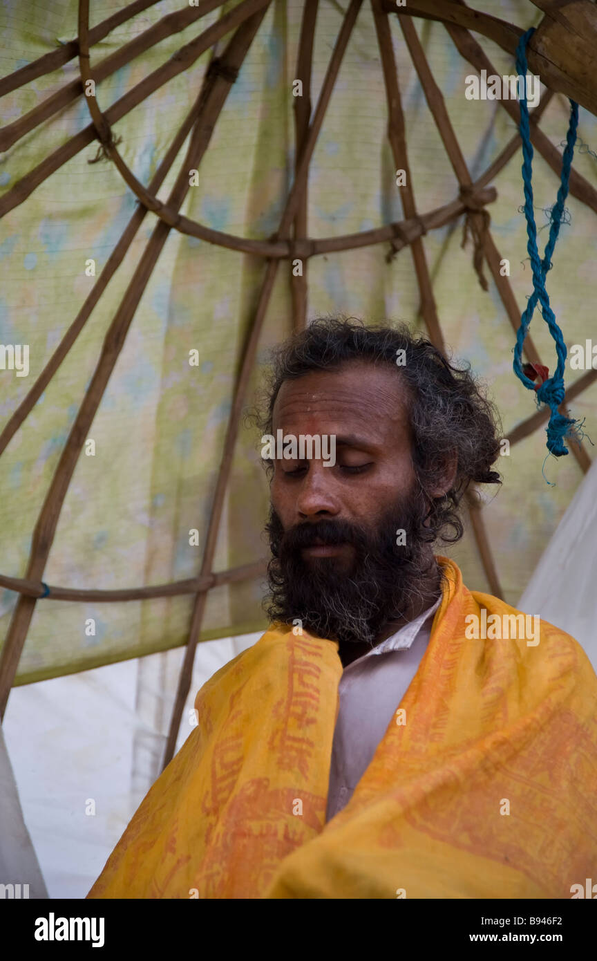Indian holy man hi-res stock photography and images - Alamy