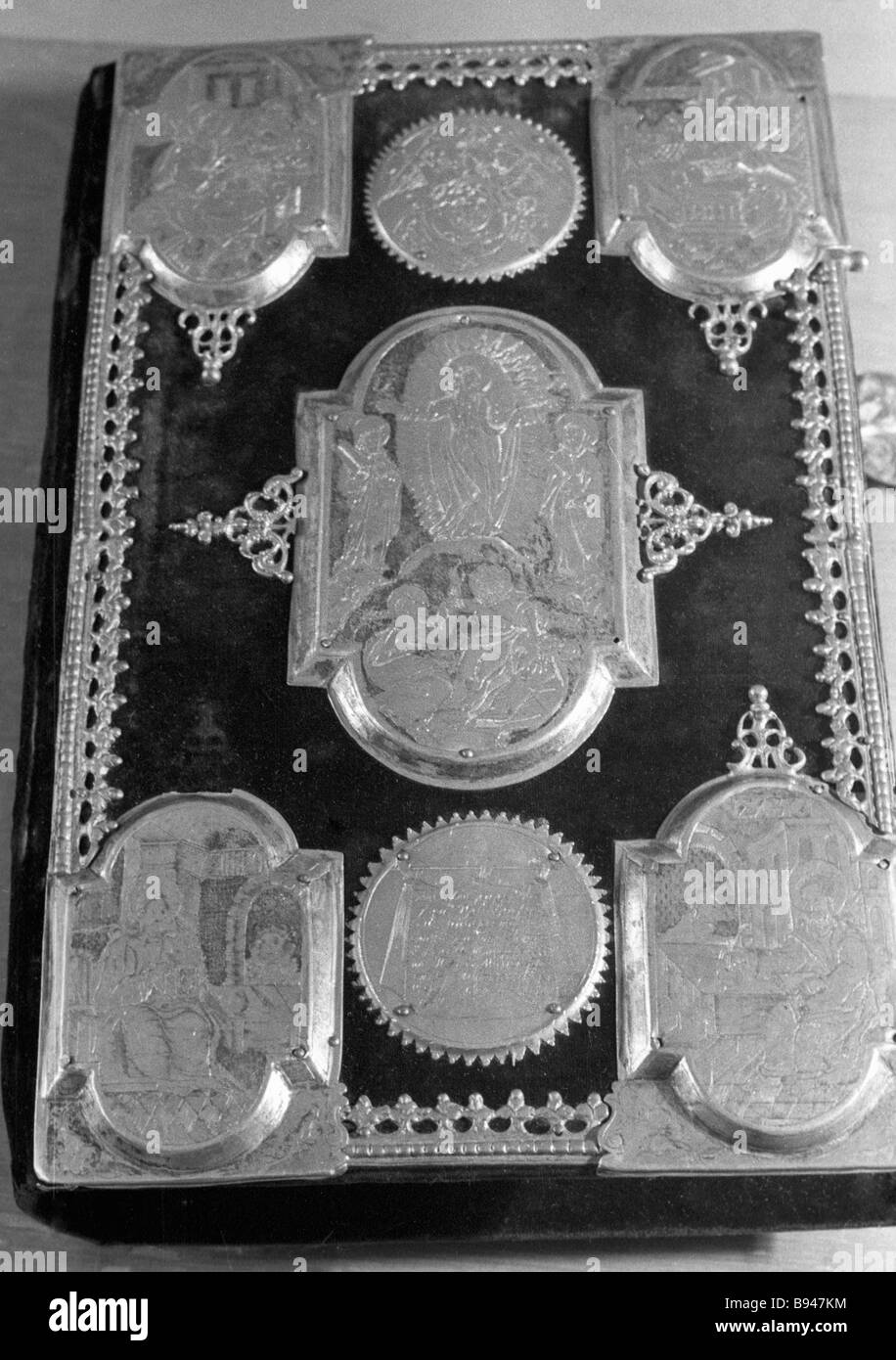 Silver Collection High Resolution Stock Photography and Images - Alamy