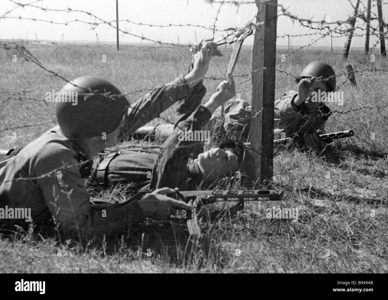 Soviet sappers clear obstacle in Hungary during the 1941 1945 Great ...