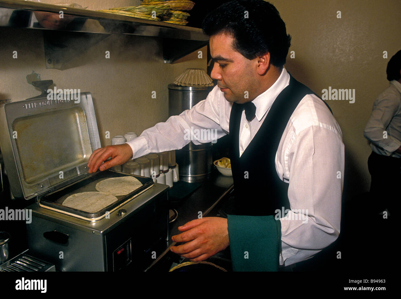 1, one, Mexican man, Mexican, man, male waiter, waiter, tortillas ...