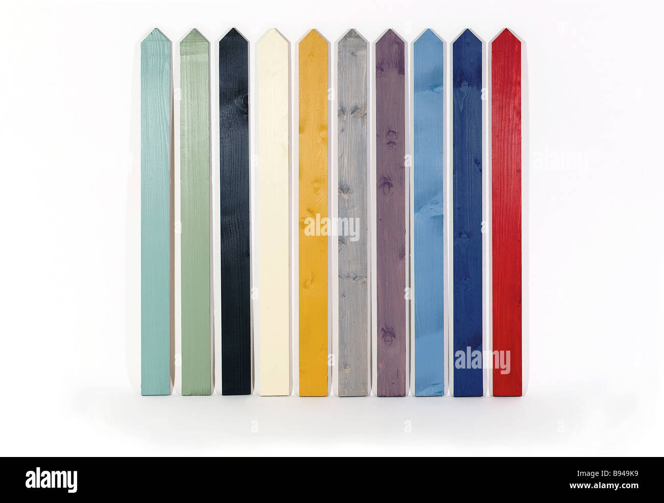 Colourful fence posts hi-res stock photography and images - Alamy