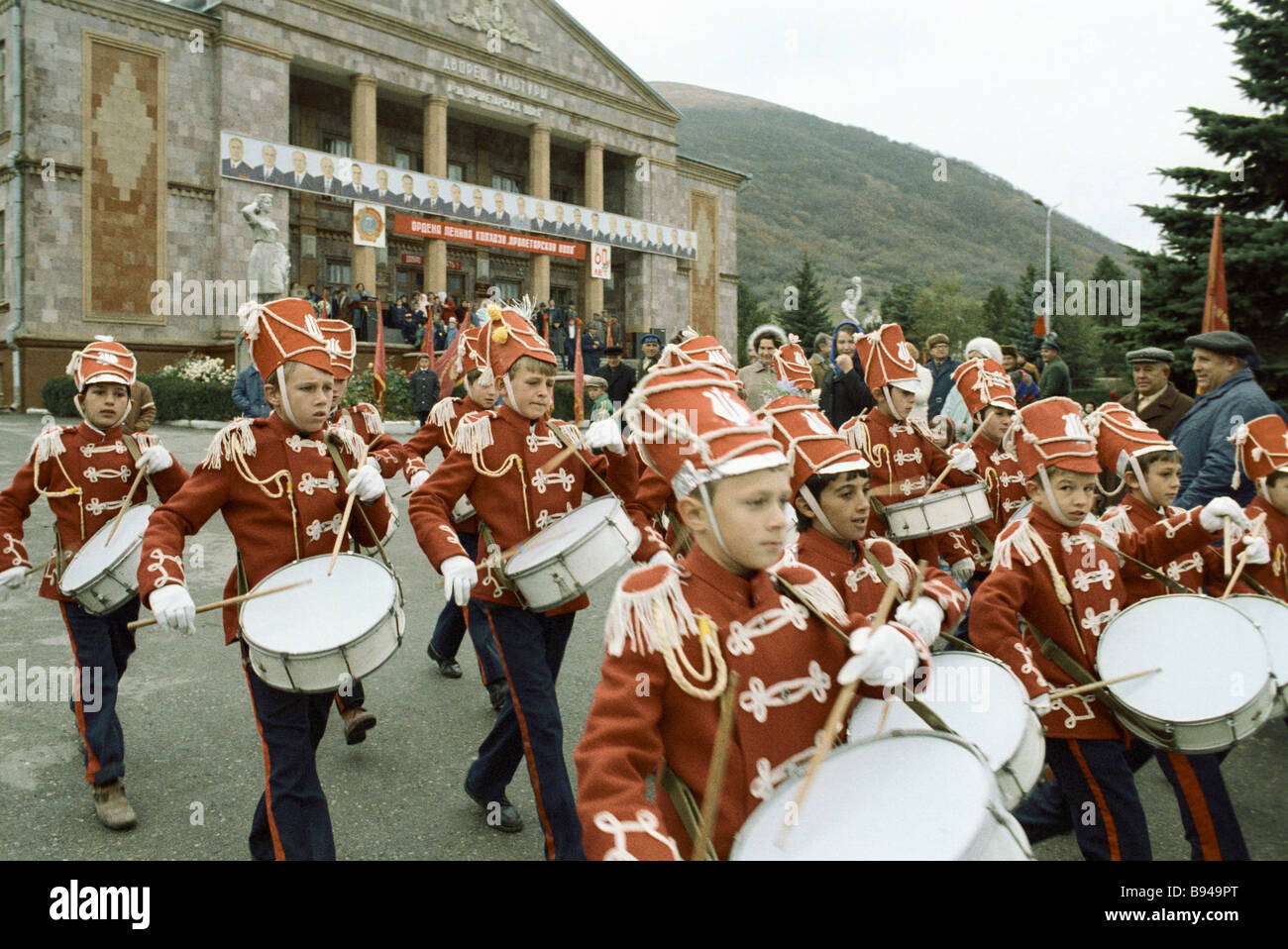 Proletarian High Resolution Stock Photography and Images - Alamy