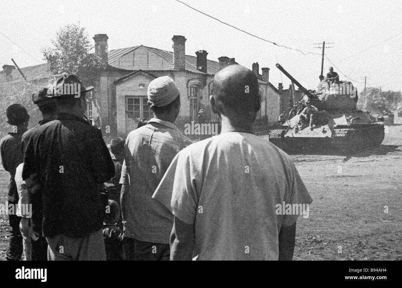 Soviet tanks passing a Manchurian village Stock Photo - Alamy