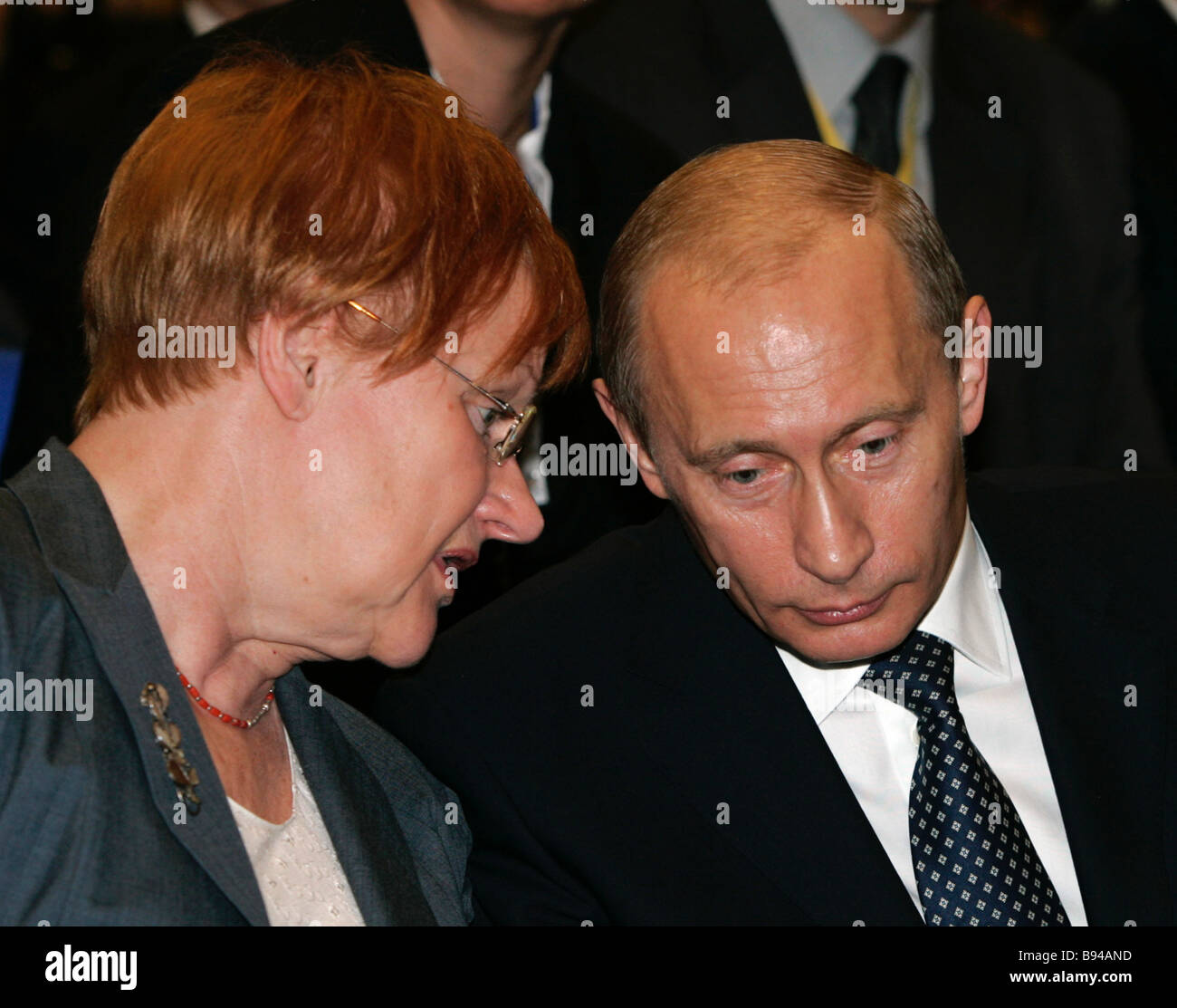 Presidents Tarja Halonen of Finland and Vladimir Putin of Russia at the ...