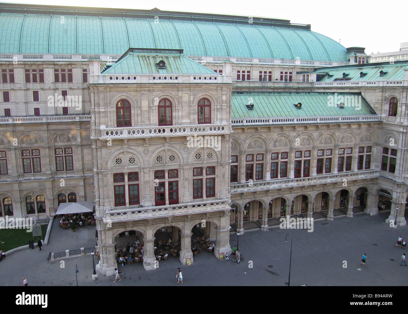 The Vienna National Opera House Stock Photo - Alamy