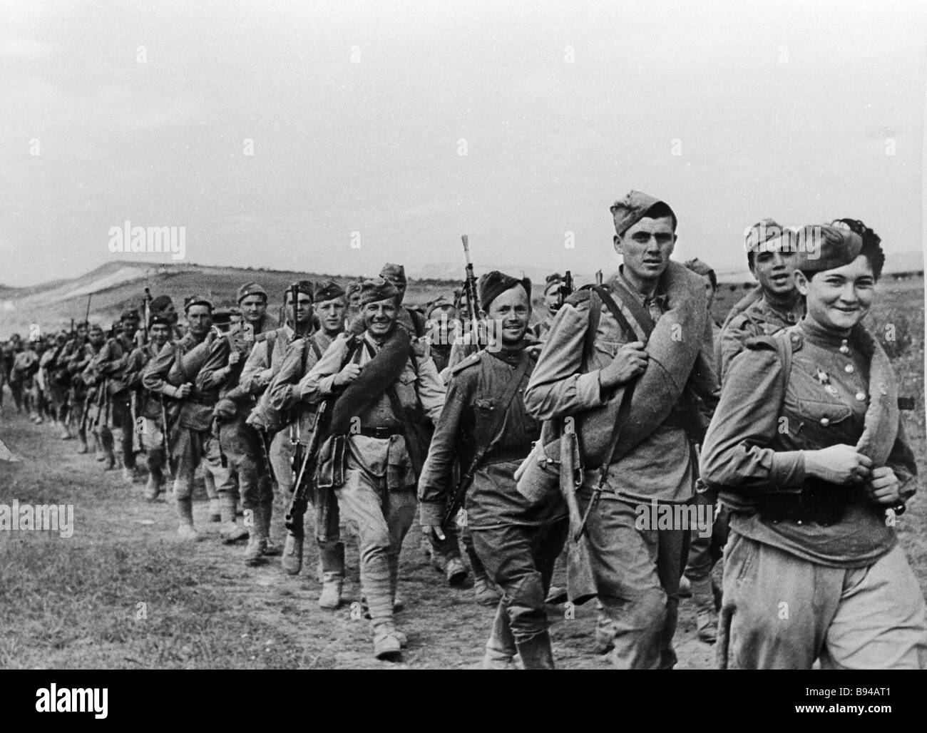 Red Army soldiers on the march the second world war Stock Photo - Alamy