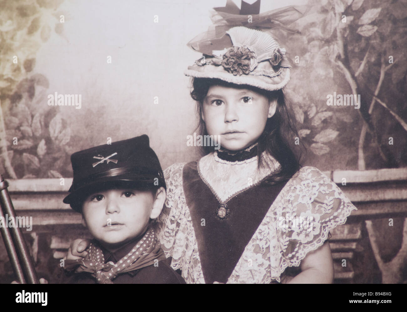 Victorian children hi-res stock photography and images - Alamy