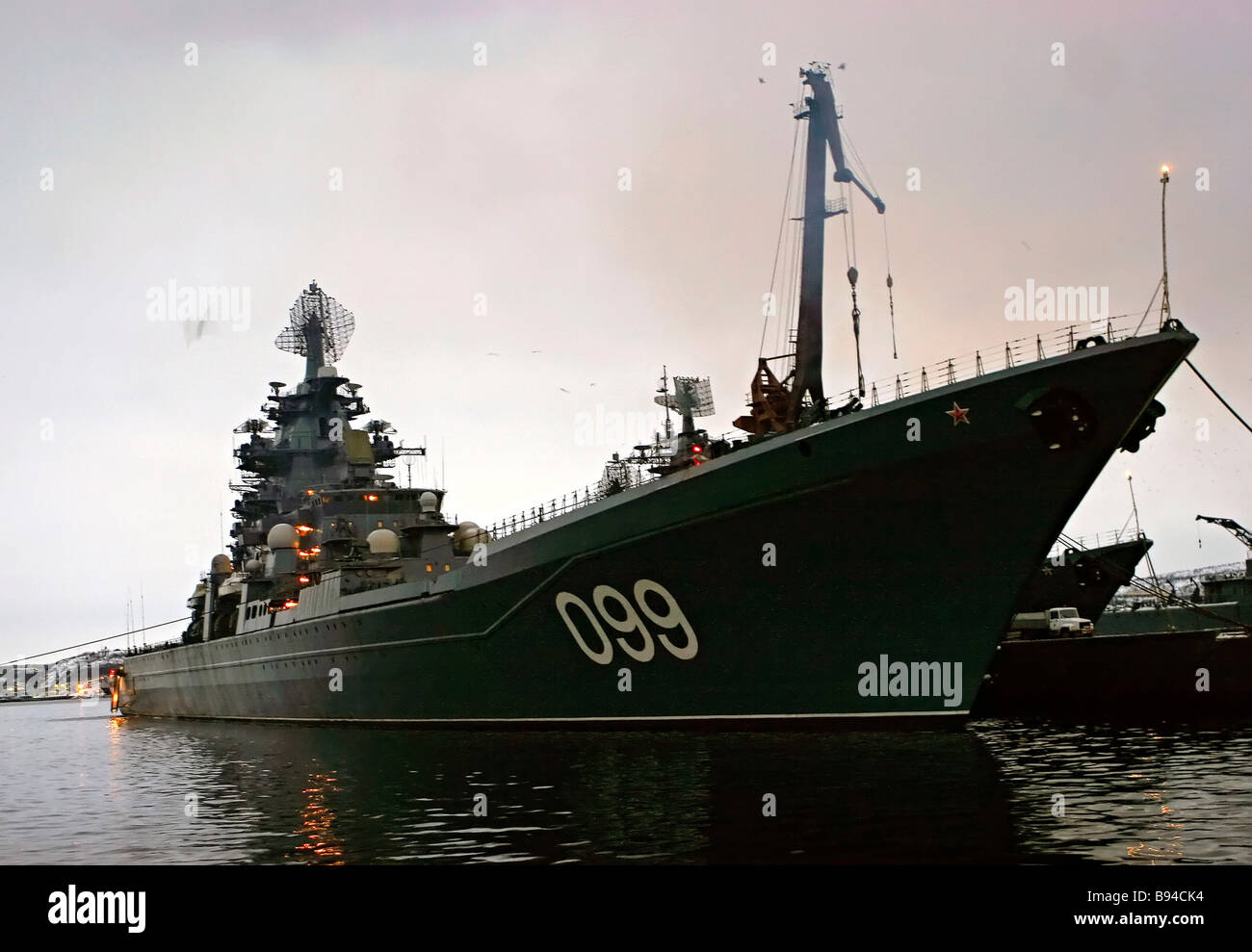 The Pyotr Veliky nuclear missile cruiser in the Severomorsk port in the ...